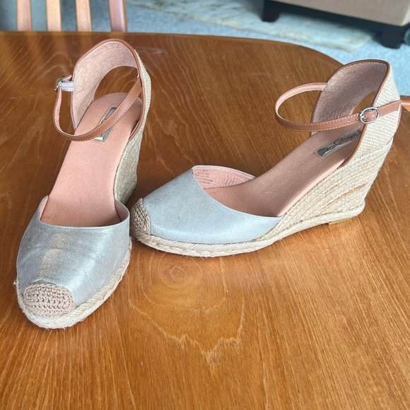 Halogen | Shoes | Halogen Hasandralea Espadrille Wedges Gold 95m | Poshmark